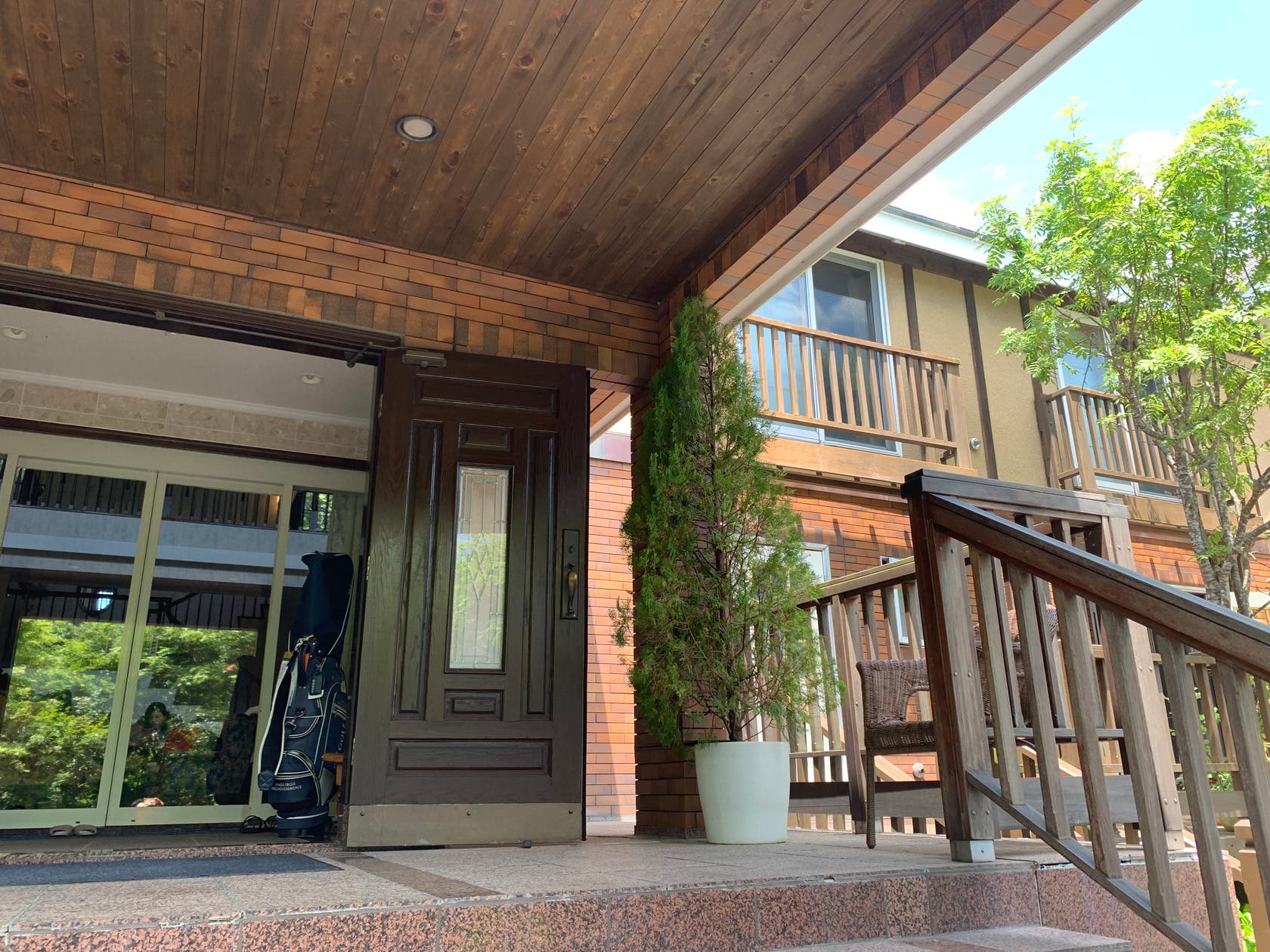 ヨーロッパ邸宅風：吹き抜け：豊富な自然に囲まれたホテル一棟丸々！！の写真21