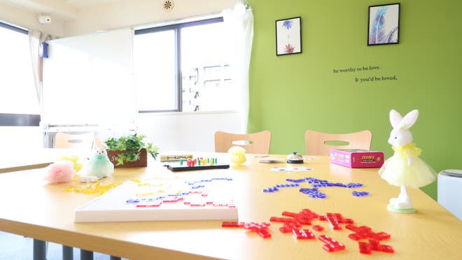 新宿眺望★新宿三丁目E1徒歩20秒★内装リニューアル済★Wi-Fiプロジェクター完備【生き生き新宿スペースⅠ】の写真1