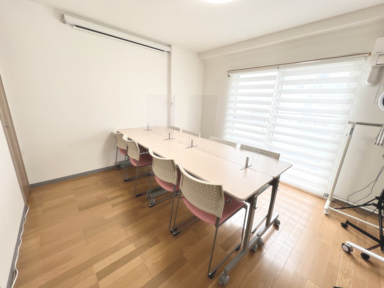 ☆TSUBAKI西船橋☆　西船橋駅徒歩２分　駅近明るく静かな環境　★テレワーク・Web会議・動画撮影最適　施術ベット有りの写真6