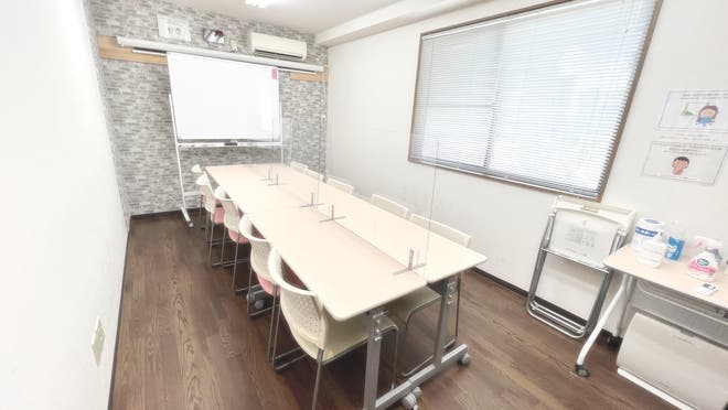 ☆TSUBAKI新横浜☆ 多目的スペース ☆明るく静かな環境 ★テレワーク・Web会議・動画撮影最適 安定高速WiFiの写真2