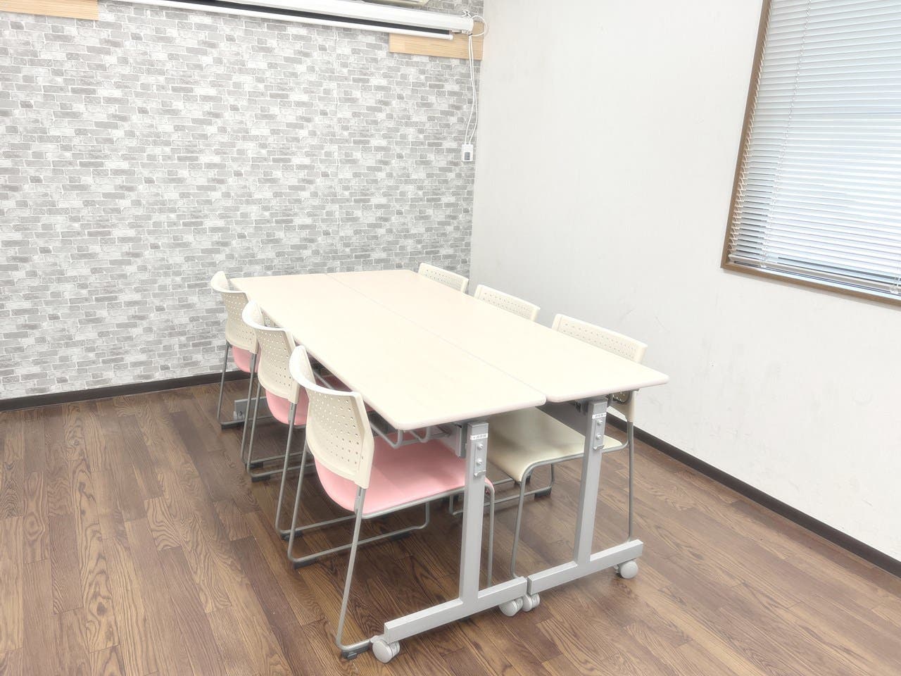 ☆TSUBAKI新横浜☆　多目的スペース　☆明るく静かな環境　★テレワーク・Web会議・動画撮影最適 安定高速WiFiの写真5