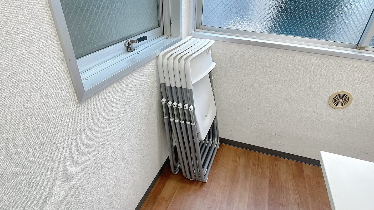 🎊好立地🎊｜銀座駅3分・東銀座駅1分❗｜TV｜プロジェクター｜《平日7〜18時限定》会議・デスクワーク専用🉐プラン｜〜15名の写真11