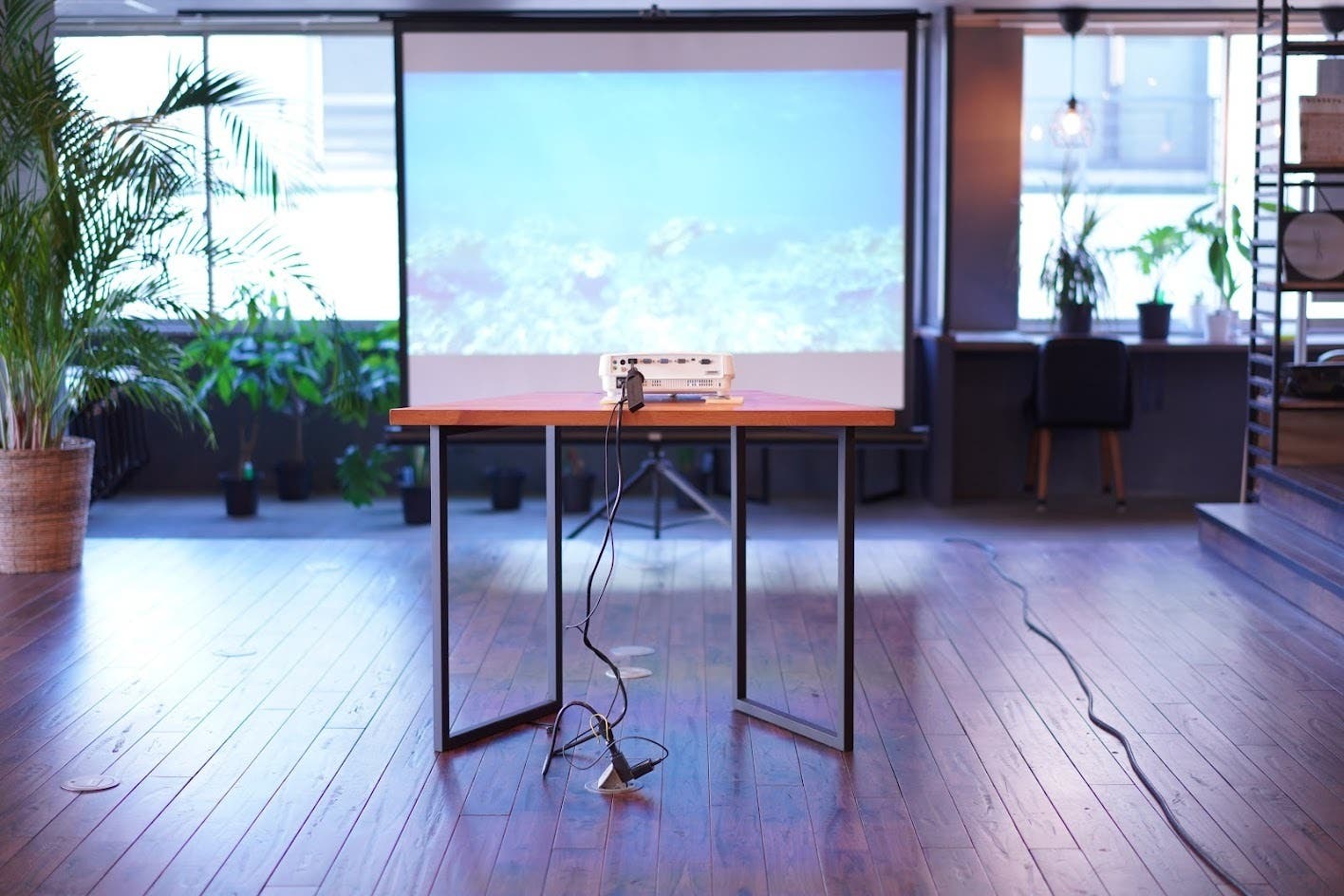 【南森町駅 徒歩３分】おしゃれなデザイン事務所を完全貸切。イベント/研修/セミナー/会議/講習会など【レンタルスペース】の写真17