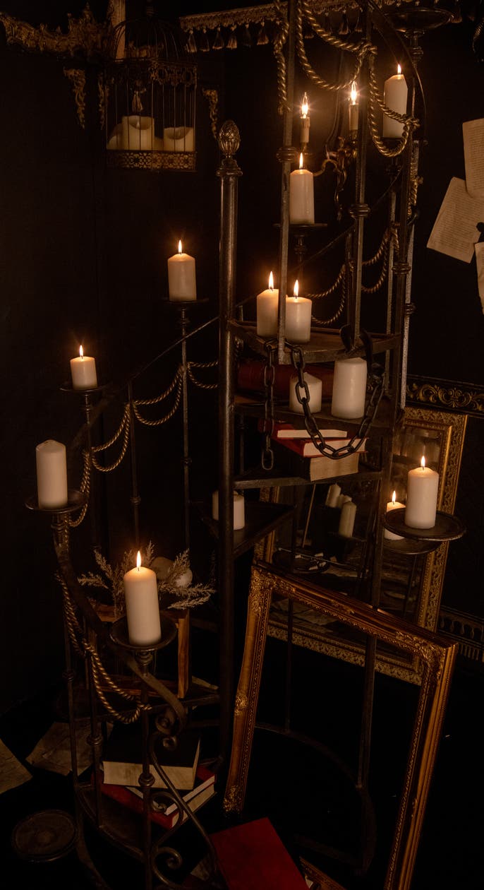 螺旋階段キャンドル点灯の画像1