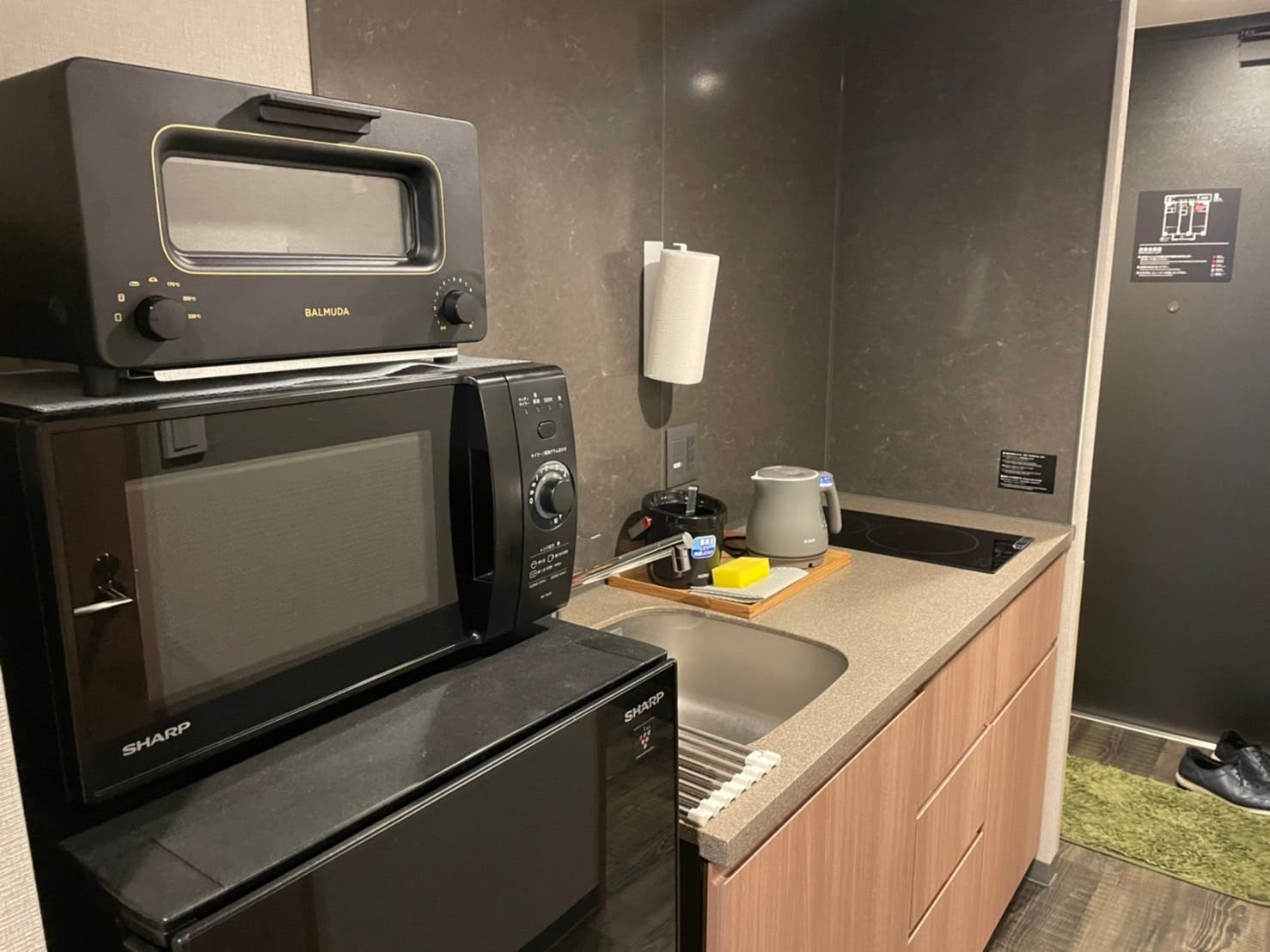 【オトナ帝国基地】浅草橋徒歩2分🚉懐かしゲーム🎮やデュエル🃏、ゴーシュート🐲、大型TV映像鑑賞📺を楽しもう！（27畳）の写真11