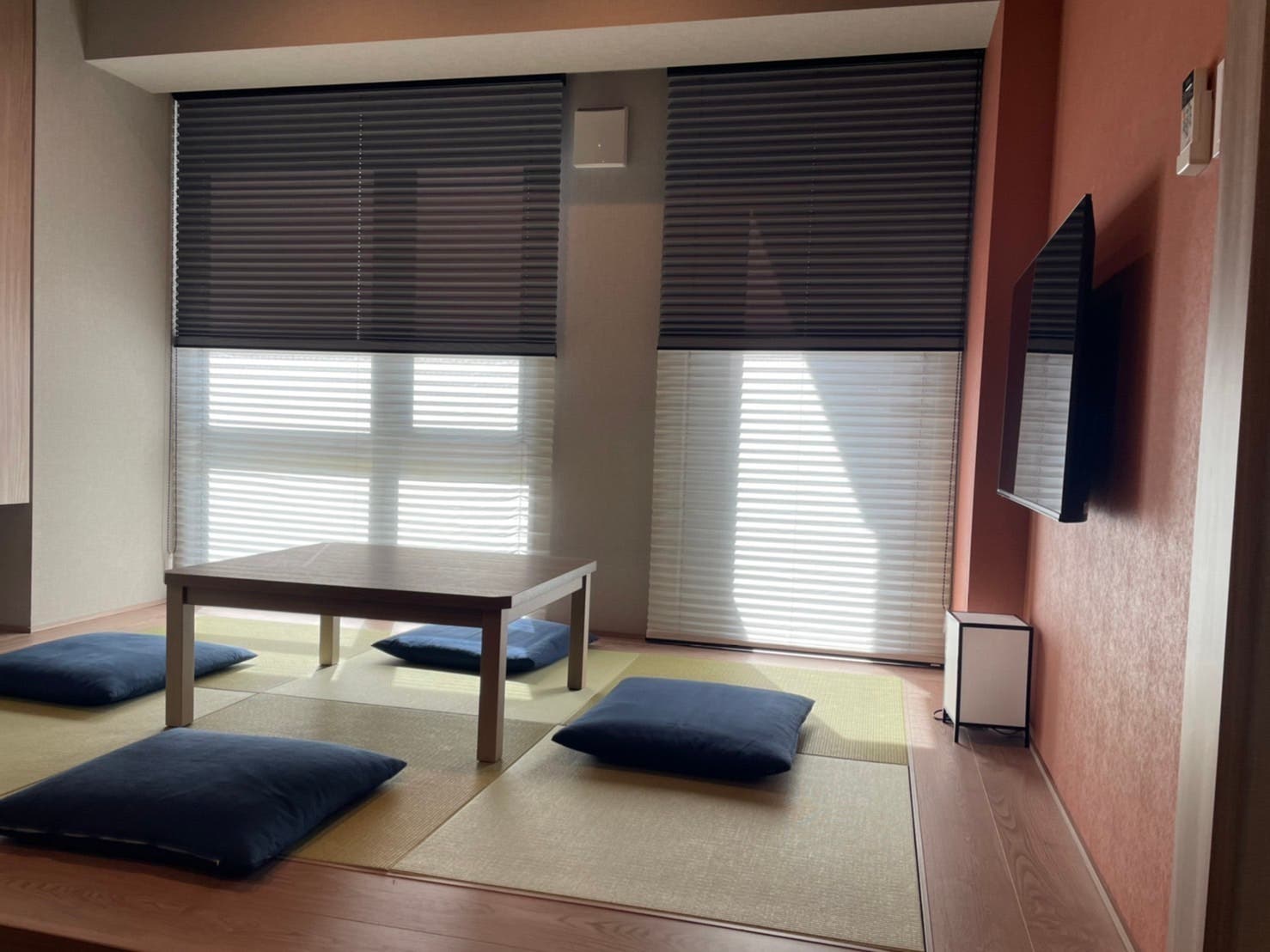 【オトナ帝国基地】浅草橋徒歩2分🚉懐かしゲーム🎮やデュエル🃏、ゴーシュート🐲、大型TV映像鑑賞📺を楽しもう！（27畳）の写真4