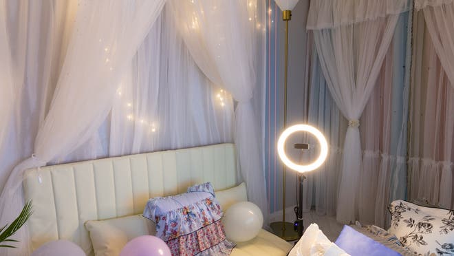 メリクリSALE🎉プリンセス気分✨天蓋✨おしゃれネオン空間✨女子会🍷デート💖撮影📷推し活💖神サイズTV📺セブン1分の写真5