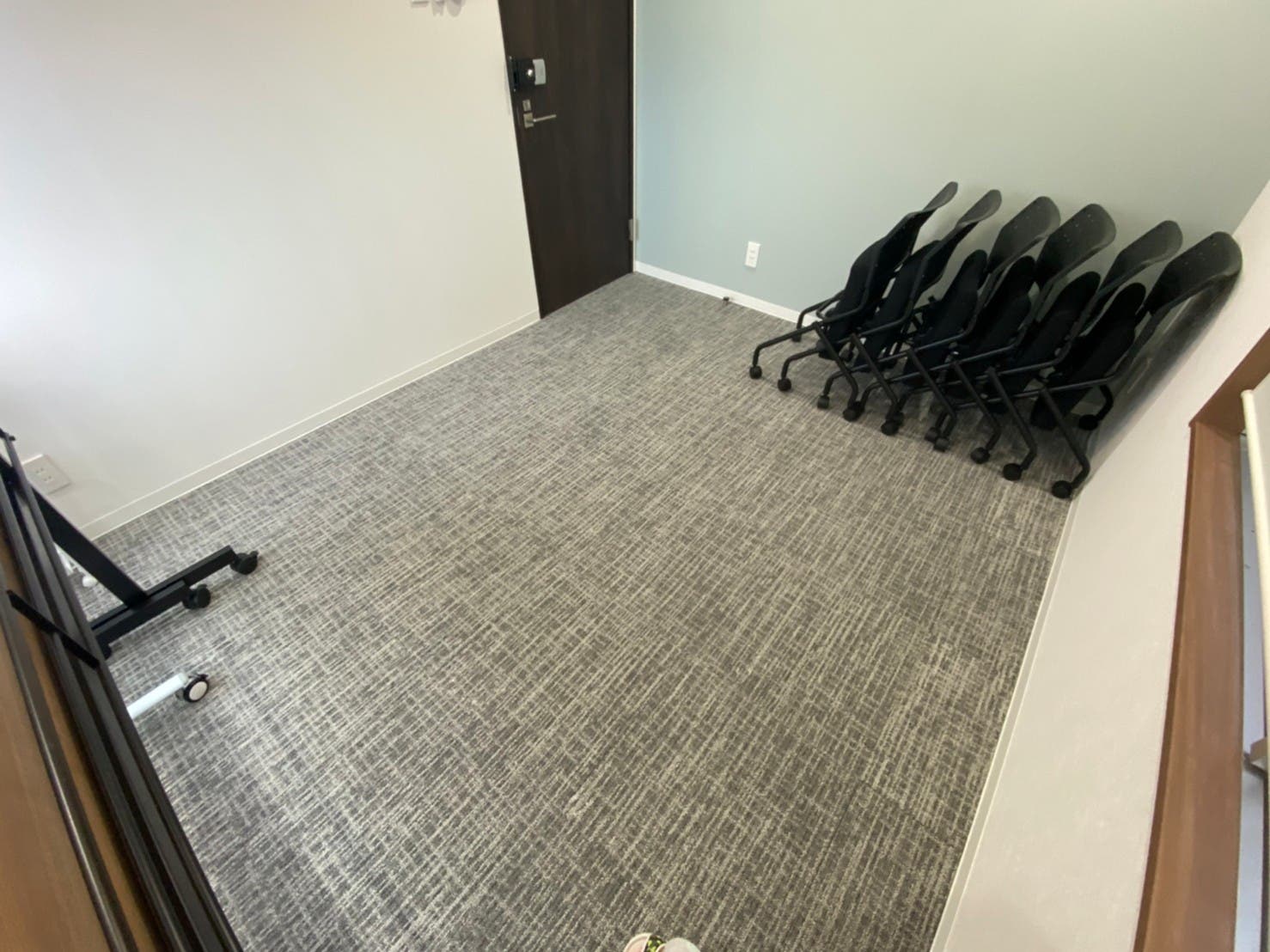 【レンタルスペースちとからRoom A】千歳烏山駅徒歩２分☆綺麗☆完全個室☆Wi-Fi完備☆会議室・テレワーク等にオススメ♪の写真7