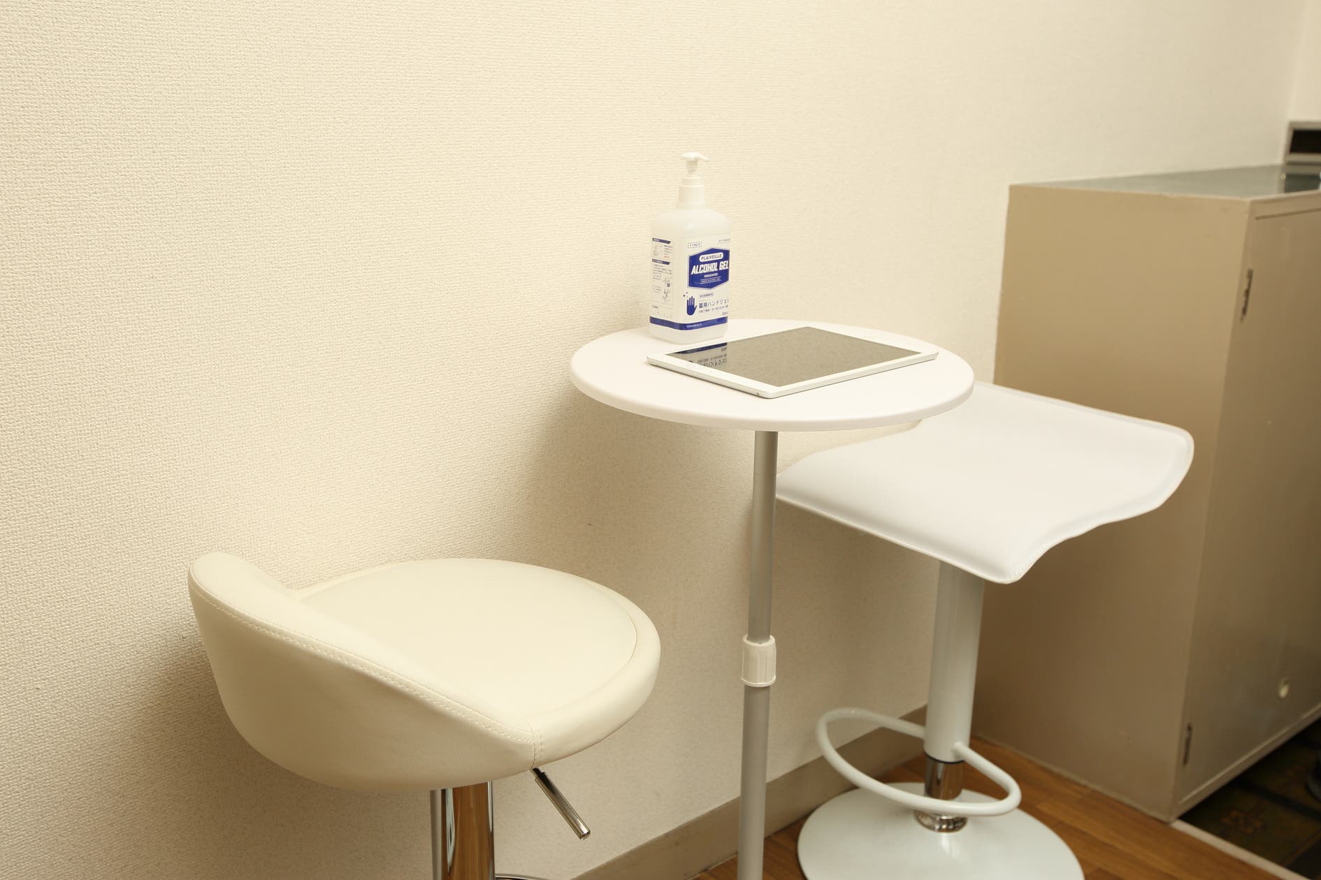 【自由が丘駅4分】パワーラックやダンベル完備。パーソナルにおすすめのワンルーム型ジム　MIYAZAKI GYM自由が丘店の写真6