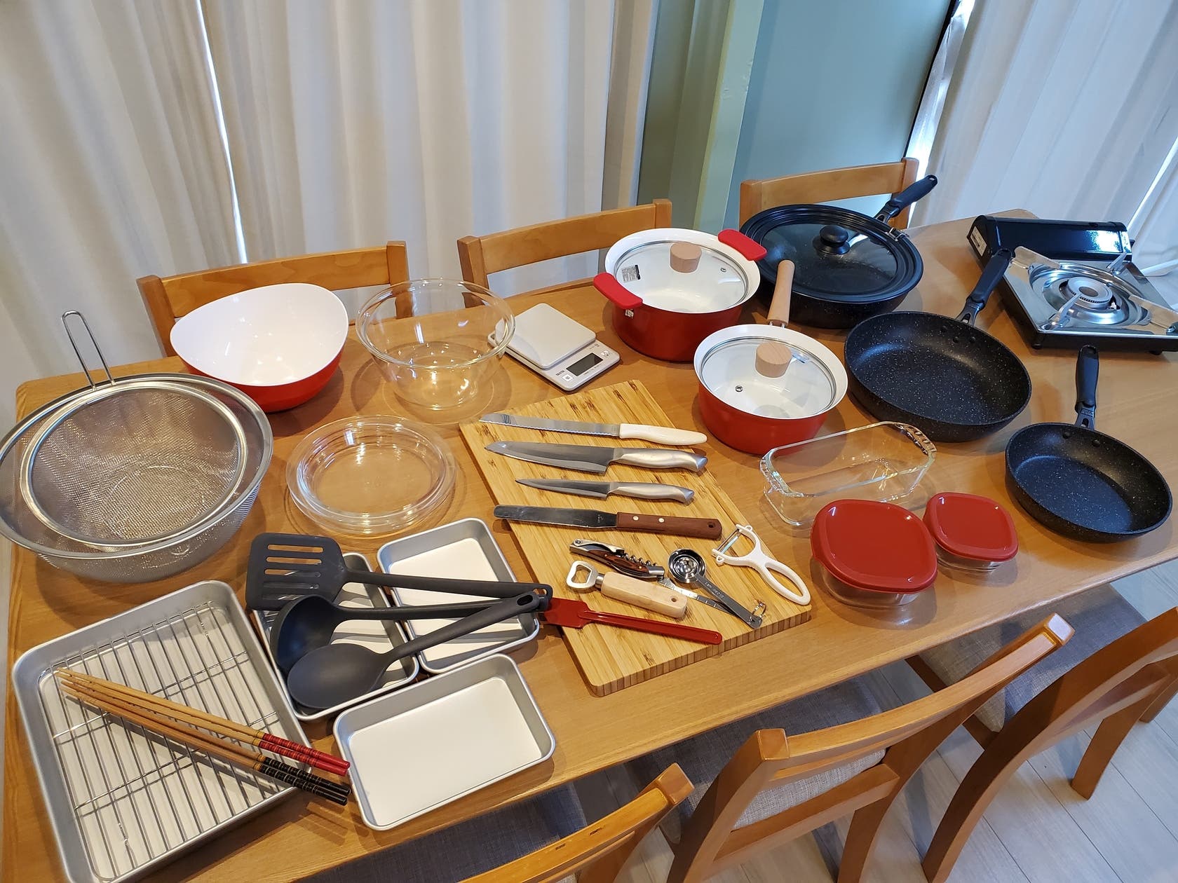 深夜利用可能🌃最大16名👨４K対応55型TV📺キッチン設備完備🔪広々スペース！！の写真12