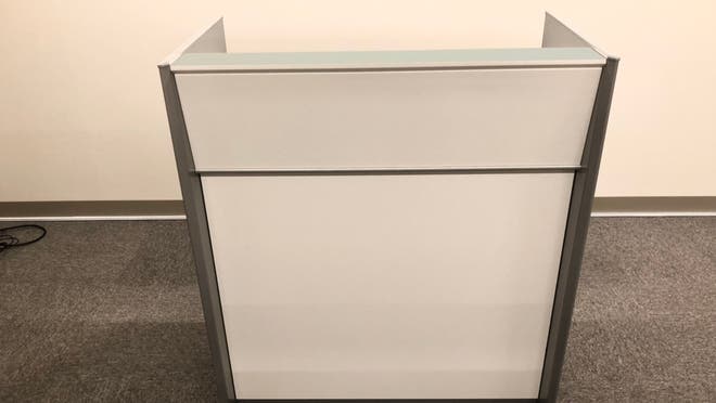 【銀座5分・新橋7分】最大収容人数60名の会議室|プロジェクター完備✨研修・面接・商談・勉強会に|N402の写真7