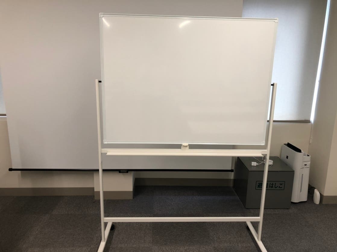 【銀座5分・新橋7分】最大収容人数30名の会議室｜プロジェクター完備✨研修・面接・商談・勉強会に｜N403の写真6