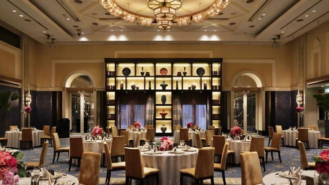 【神戸】ザ ボールルーム高級感溢れるエレガントなデザインに加え、オシャレなインテリアをもつ会場の写真3