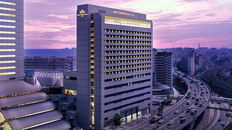 【神戸】ザ ボールルーム高級感溢れるエレガントなデザインに加え、オシャレなインテリアをもつ会場の写真4