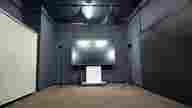【Studio v.v.】クロマキー撮影・電子黒板撮影ができる大阪の撮影スタジオ/防音/動画撮影/動画配信/セミナー配信/商用可の写真2