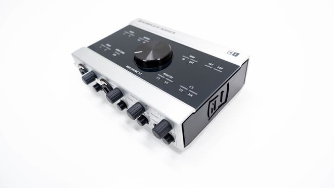 【Studio v.v.】クロマキー撮影・電子黒板撮影ができる大阪の撮影スタジオ/防音/動画撮影/動画配信/セミナー配信/商用可の写真11