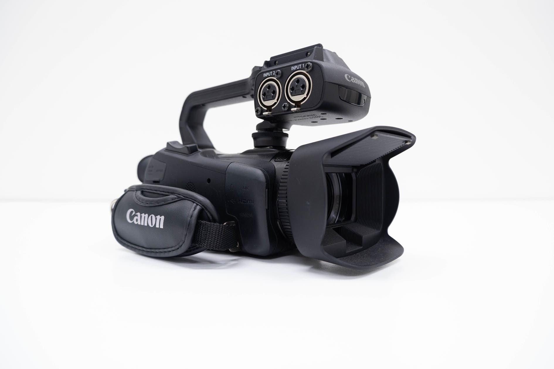 【Studio v.v.】クロマキー撮影・電子黒板撮影ができる大阪の撮影スタジオ/防音/動画撮影/動画配信/セミナー配信/商用可の写真8