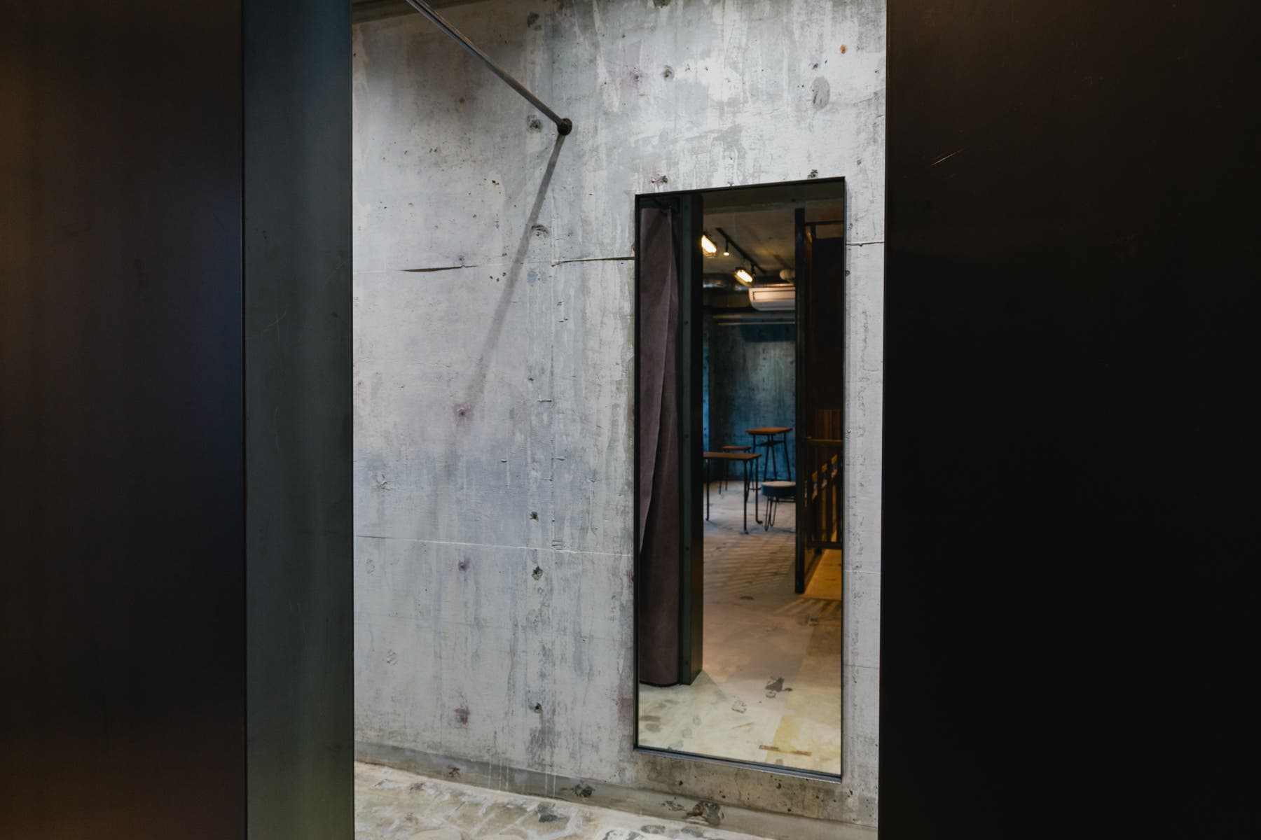 湘南深沢駅徒歩11分、格安プラン有り。広々135㎡、コーヒースタンドを併設、晴れの日は柔らかい自然光が入るフォトスタジオの写真18