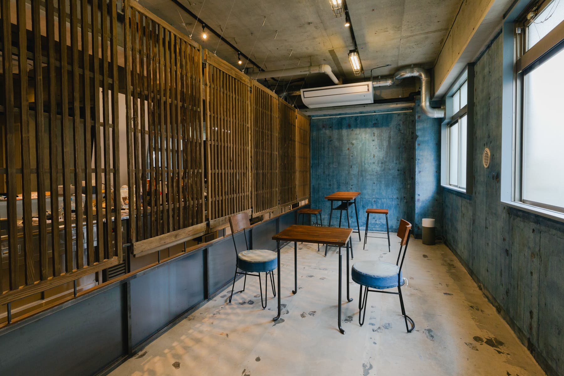 湘南深沢駅徒歩11分、格安プラン有り。広々135㎡、コーヒースタンドを併設、晴れの日は柔らかい自然光が入るフォトスタジオの写真15