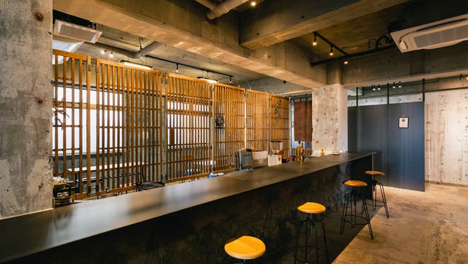 湘南深沢駅徒歩11分、格安プラン有り。広々135㎡、コーヒースタンドを併設、晴れの日は柔らかい自然光が入るフォトスタジオの写真5