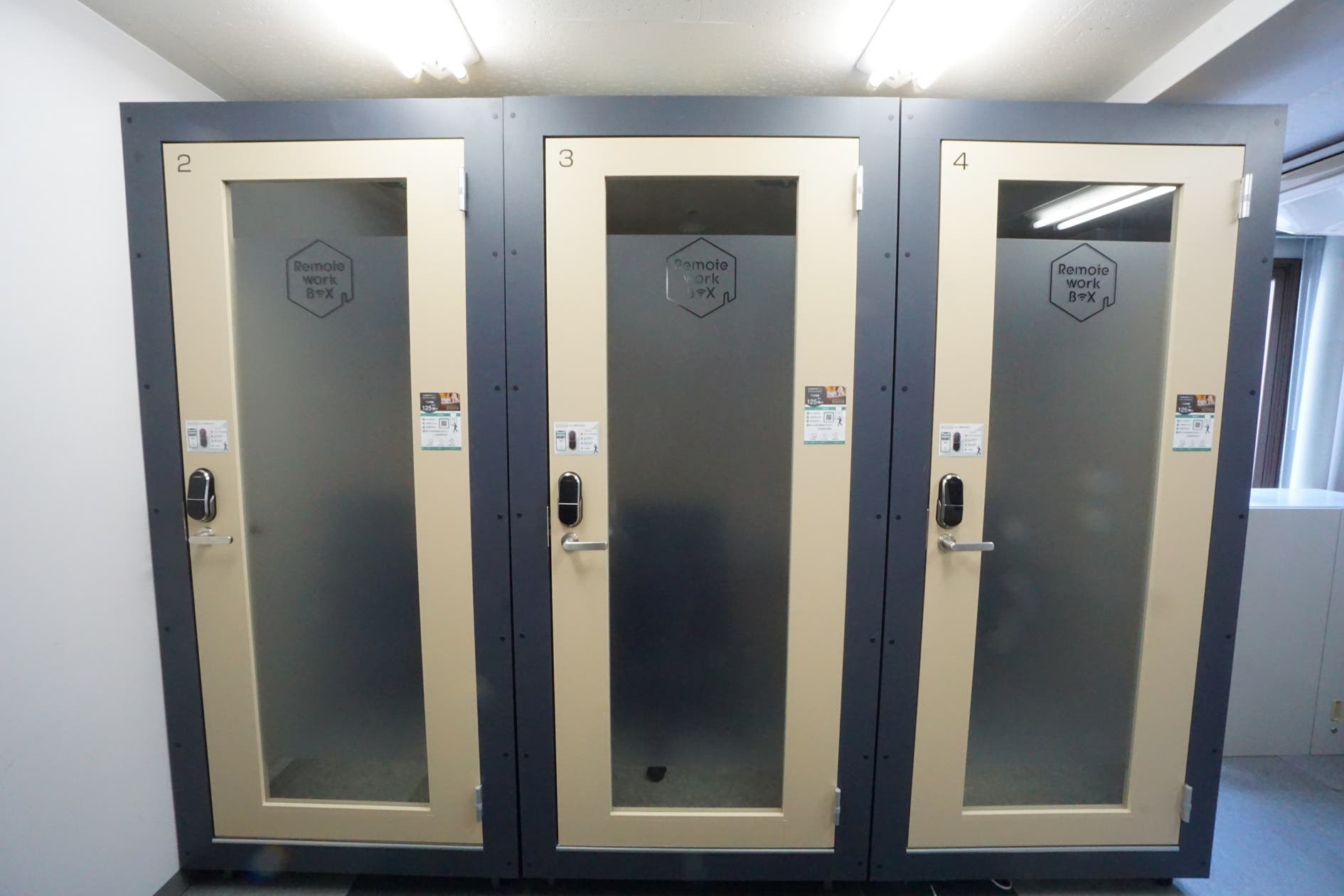 ＜RemoteworkBOX 駅前中央ビル店【No.3】＞完全個室⭐️24H営業！Wi-Fi無料！/ 2時間以上の利用でお得！の写真7