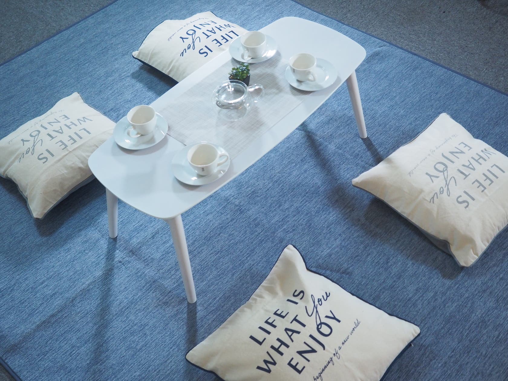 広島レンタルスペース ✨1名～8名迄・大型TV・wifi✨女子会・オフ会・打合せ・オンライン・推し活・セミナー・勉強読書・飲食可の写真9