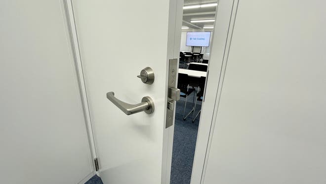 8A【 新宿三丁目駅 3分】設備・備品が充実♪ WiFi無料!清掃・消毒で衛生面も安心♥便利な駅近の写真11