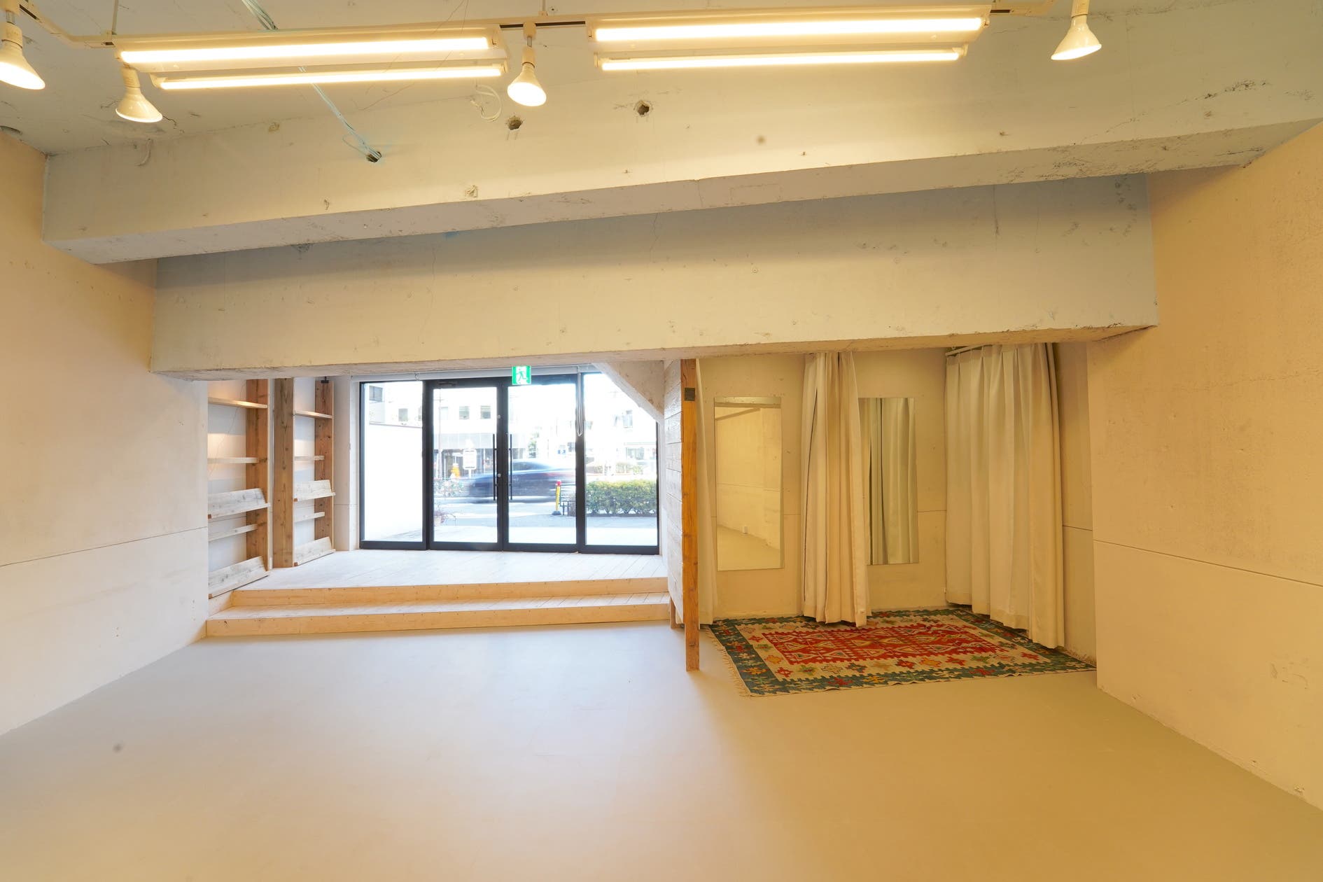 【北参道駅徒歩2分・原宿駅徒歩10分 / 北参道店】ポップアップショップやイベントにおすすめの大通りに面した路面スペースの写真10