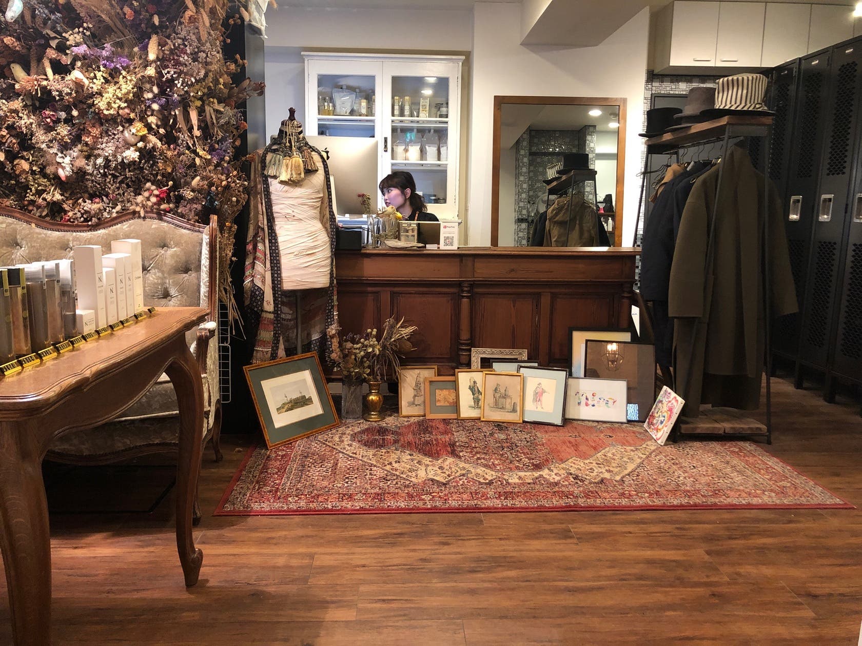 ハウススタジオとしても使える美容室！撮影やおしゃれ会議に！の写真16