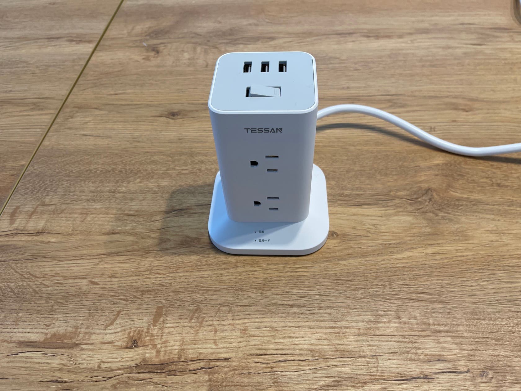 【新大阪駅東口１０秒❗️超駅近】無料WiFi・モニター・ホワイトボード無料貸出中❗️完全個室・会議・面談《SS新大阪618》の写真18