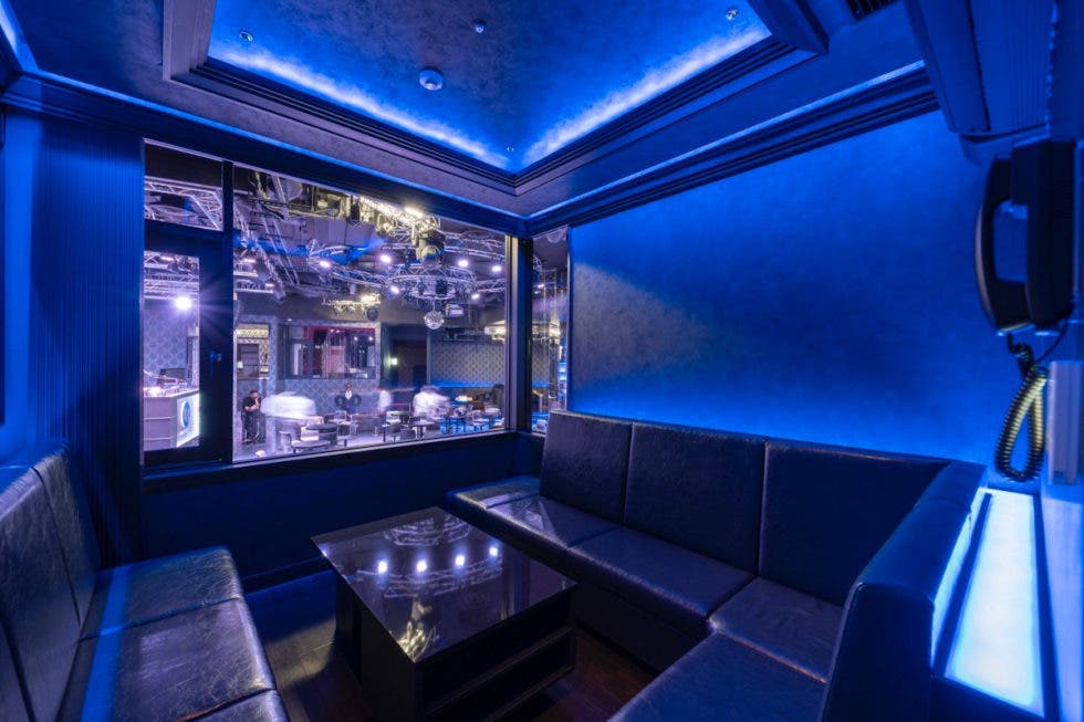 【六本木駅から徒歩2分のレンタルスペース/R3】会議やミーティング、音楽ライブやイベントにも対応しています！の写真4