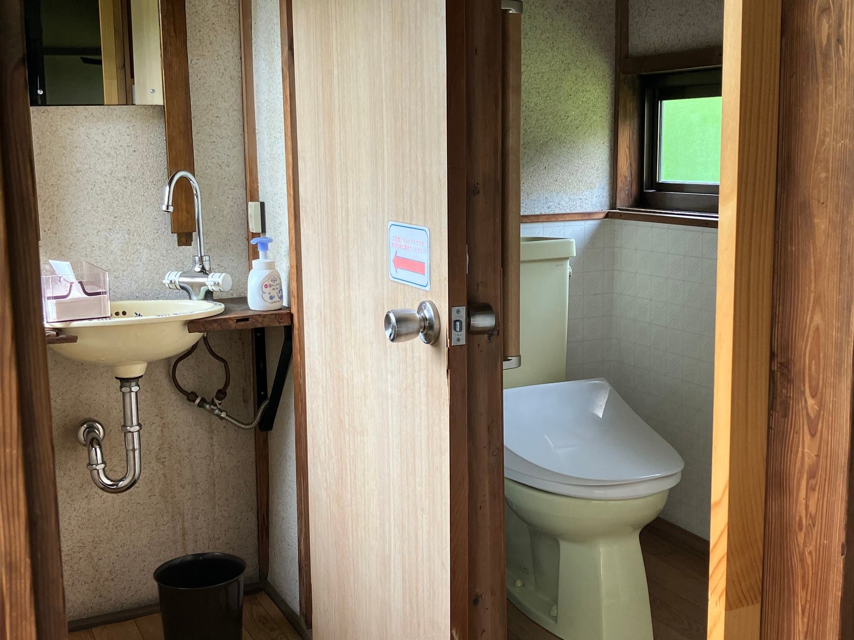 一棟貸しの古民家　昭和の造りの建物で広い室内空間と庭を自由にお使いいただけますの写真14