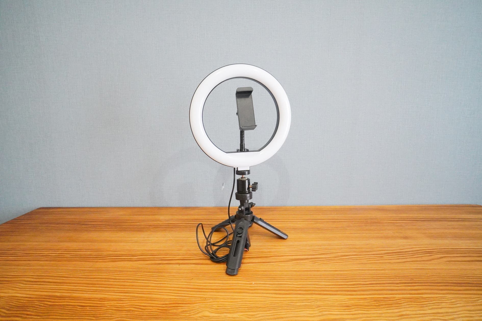 ＜八王子ミニマルオフィス202＞高速光回線Wi-Fi📶モニター無料🖥完全個室✨テレワーク/Zoom/会議/商談/ボドゲの写真12