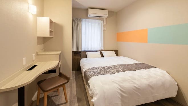 〈ワークplaceなんば店〉ダブル ドリンク飲み放題☕️ホテルの一室だから安心♫テレワーク・サロンスペースにも✨WIFI無料の写真1