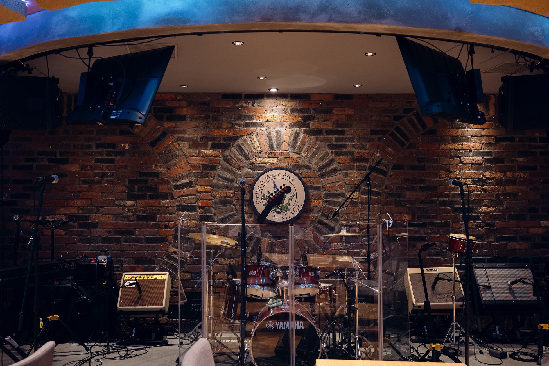 神田駅徒歩2分♪バンド演奏できるバー/100平米以上の広々スペース/会議室/パーティー/懇親会などの写真3