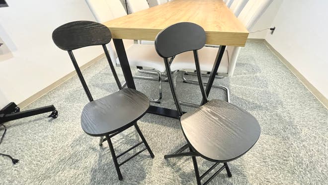 【新大阪駅東口10秒❗️超駅近】無料WiFi・モニター・ホワイトボード無料貸出中❗️完全個室・会議・面談《SS新大阪618》の写真16