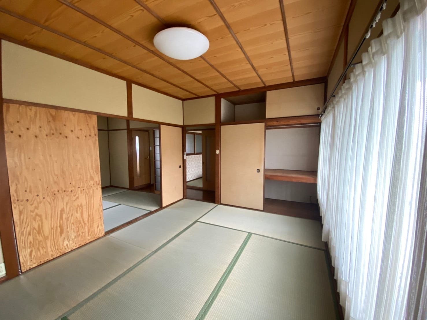 和室のある、広々な空間！の写真14