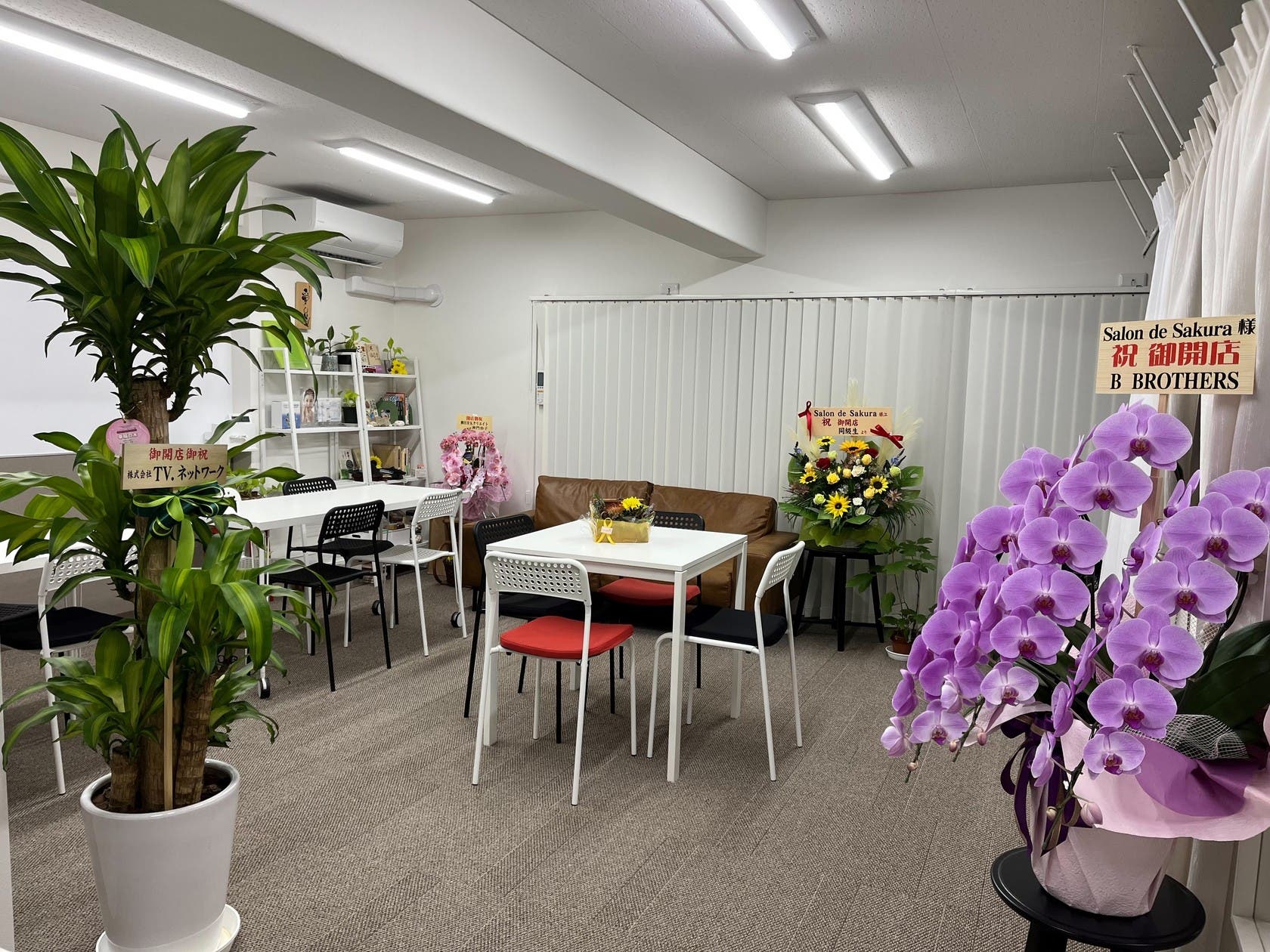 大阪ﾒﾄﾛ中津駅から徒歩20秒！各種パーティー、カルチャー教室、商品説明会。キッチン・大型TV・ホワイトボード完備の写真12