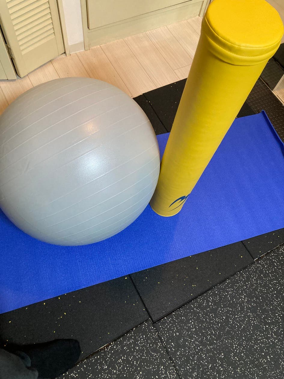 【阪急梅田駅徒歩5分】手ぶらで来れる梅田地域最安値のとにかく安い24時間レンタルフィットネスジム！ウォーターサーバー完備！の写真6