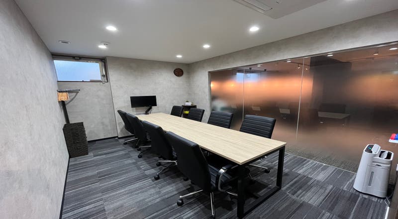 【仙台駅徒歩5分】打合せやWEB会議に使える✨8名用会議室 #Wi-Fi #電源 ＃モニター#ホワイトボード #フリードリンク