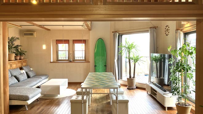 広々LDK25畳+和室4.5畳!女子会・ビジネス会議・ヨガスタジオ・トレーニングに最適な多機能リノベ空間の写真1