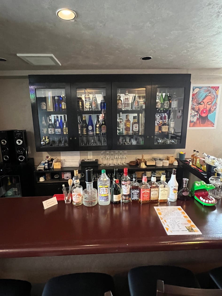 宜野湾普天間のバーBAR wifi有。カウンター 動画・写真撮影・収録・編集 リモート コワーキングスペース 送別会の写真8