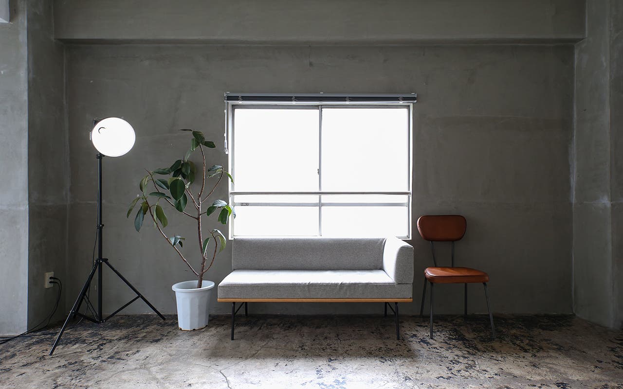 優しい自然光が入るヴィンテージビル内のインダストリアルな空間！LED＆ストロボなど無料で使える照明機材も充実！！の写真5