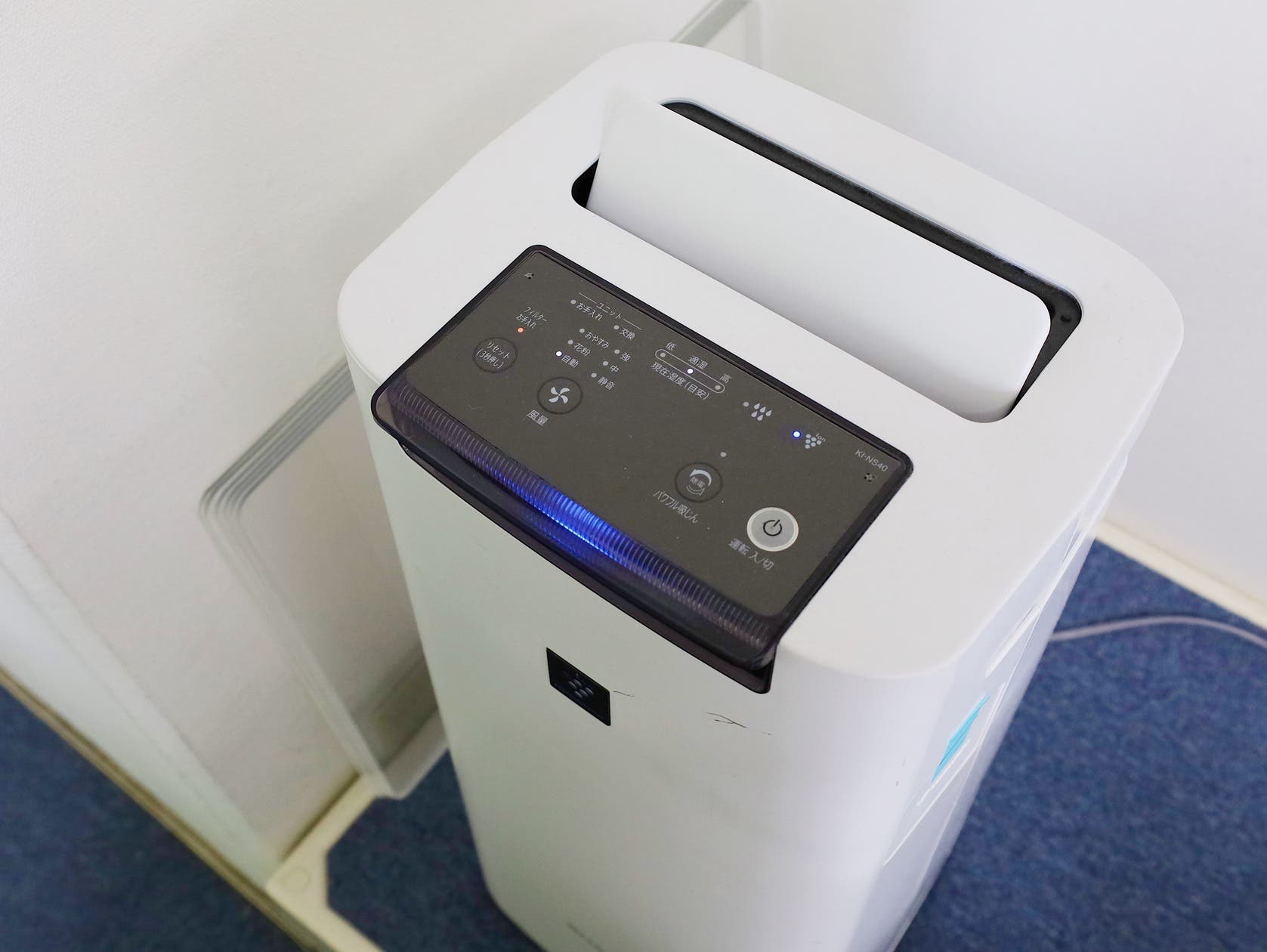 【新宿】🌟光回線🌟＜ライト会議室＞室内リニューアル■新宿三丁目駅出口すぐ■綺麗で明るい＜ライト会議室＞ビジネス、ボドゲ会の写真10