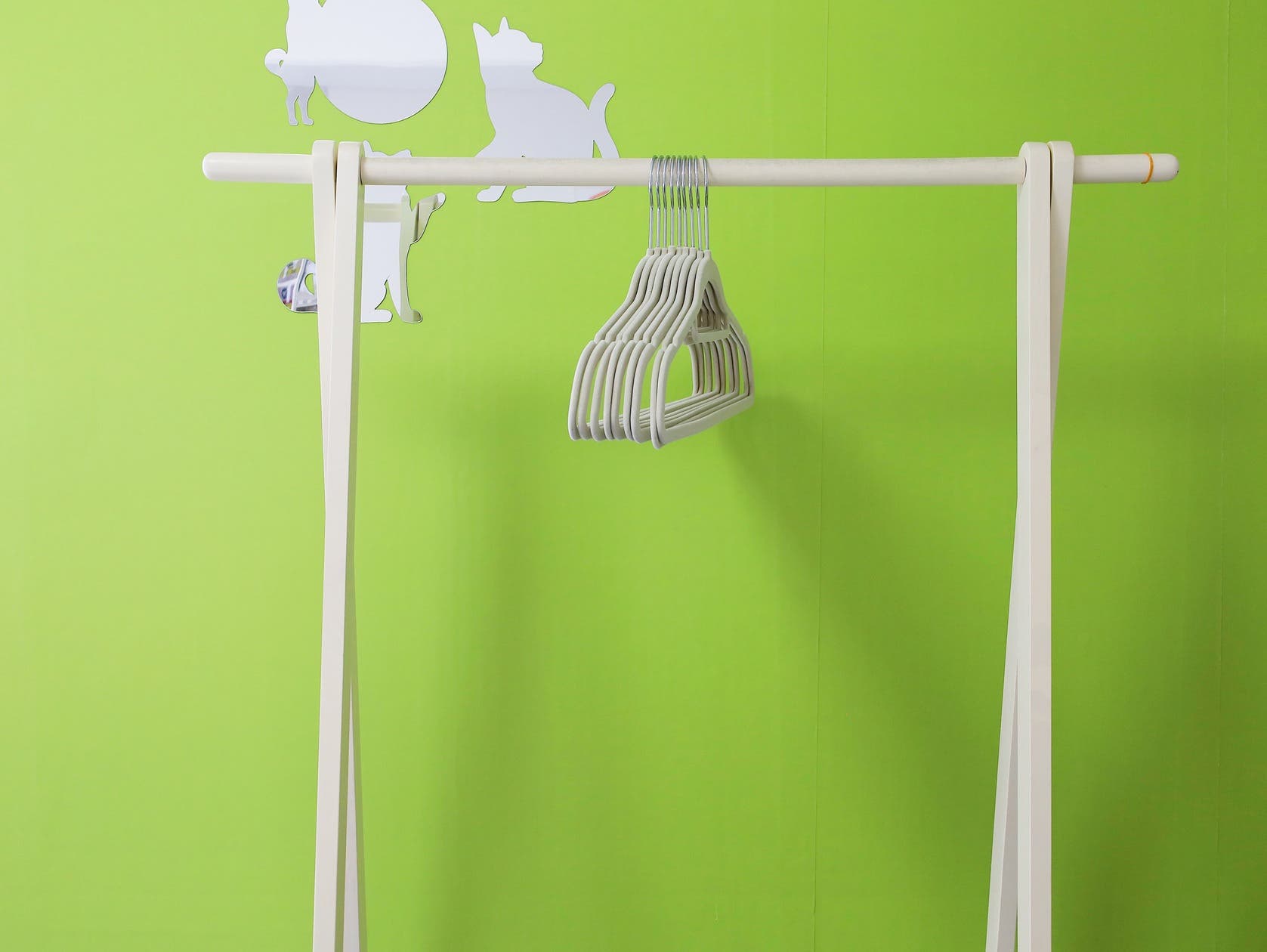 【新宿】🌟光回線🌟＜ライト会議室＞室内リニューアル■新宿三丁目駅出口すぐ■綺麗で明るい＜ライト会議室＞ビジネス、ボドゲ会の写真17