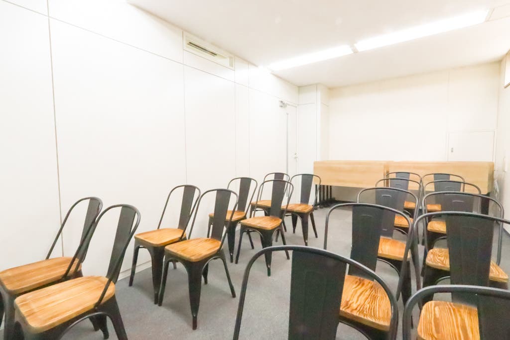 【秋葉原駅徒歩1分！18名利用可！】モニター・WiFi無料！毎日清掃！ふれあい貸し会議室 秋葉原No52の写真9