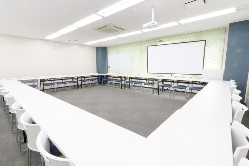 【秋葉原駅徒歩1分！大型会議室！55名利用可！】プロジェクター・WiFi無料！毎日清掃！ふれあい貸し会議室 秋葉原No53の写真11