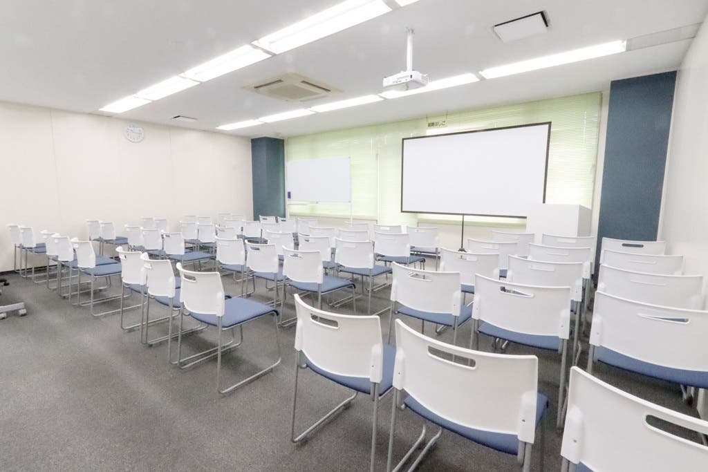 【秋葉原駅徒歩1分！大型会議室！55名利用可！】プロジェクター・WiFi無料！毎日清掃！ふれあい貸し会議室 秋葉原No53の写真15