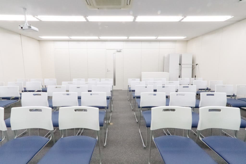 【秋葉原駅徒歩1分！大型会議室！55名利用可！】プロジェクター・WiFi無料！毎日清掃！ふれあい貸し会議室 秋葉原No53の写真18