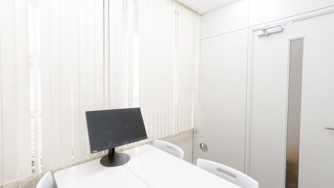 【秋葉原駅徒歩1分!4名利用可!】モニター・WiFi無料!毎日清掃!ふれあい貸し会議室 秋葉原No56の写真4